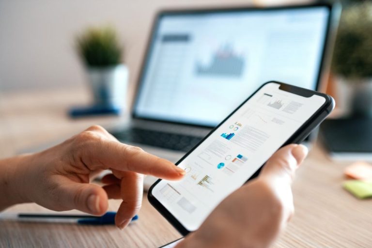Top 7 Breakthrough AI Mobile App Trends Reshaping Mobile App Development